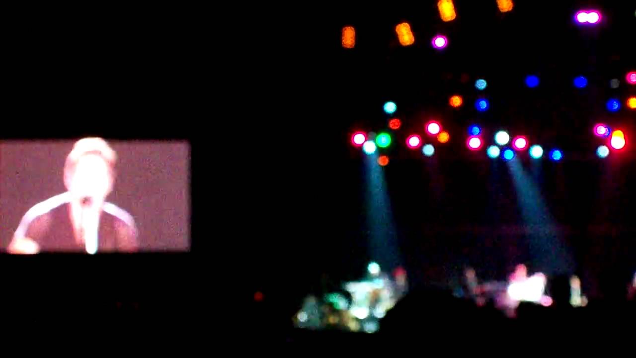 Bruce Springsteen "Santa Claus" Bonnaroo 2009 - YouTube