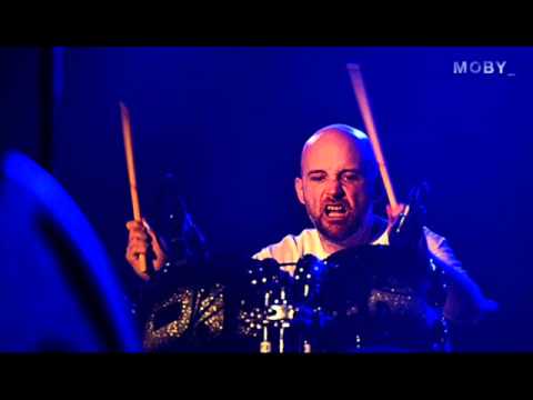 Moby - One Of These Mornings (Live at Austin, Texas, 2002) - YouTube