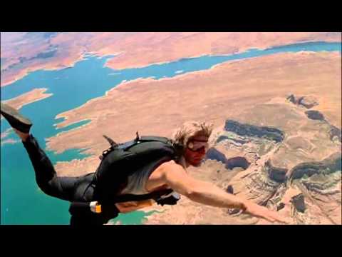 CINEXTRESS -POINT BREAK SKYDIVING SCENE - YouTube