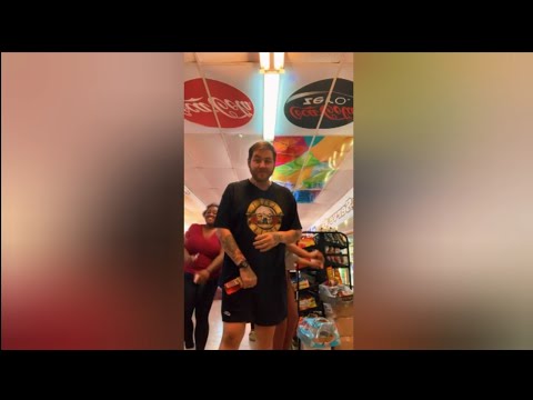 Amazing Voices: Bear Bailey 24 - YouTube