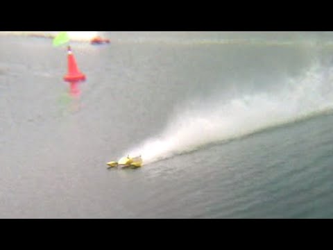 RC BOAT RACE - outrigger class | rc boat ourigger | rc gas boat - YouTube
