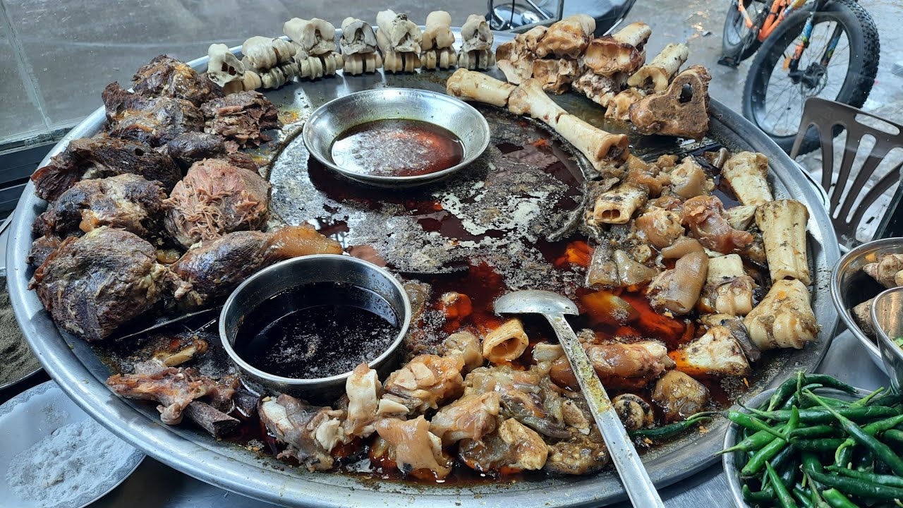 Lahori Paye Price | Lahori Nashta | Nalli Nihari | Kofta Channay Bong ...