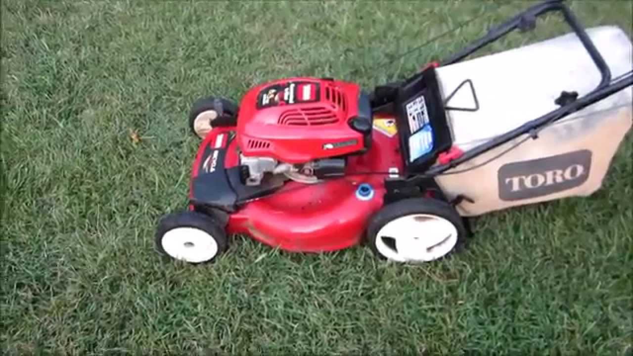Toro Recycler Lawn Mower Model 20072 - Neighbor's Final Look & Start ...