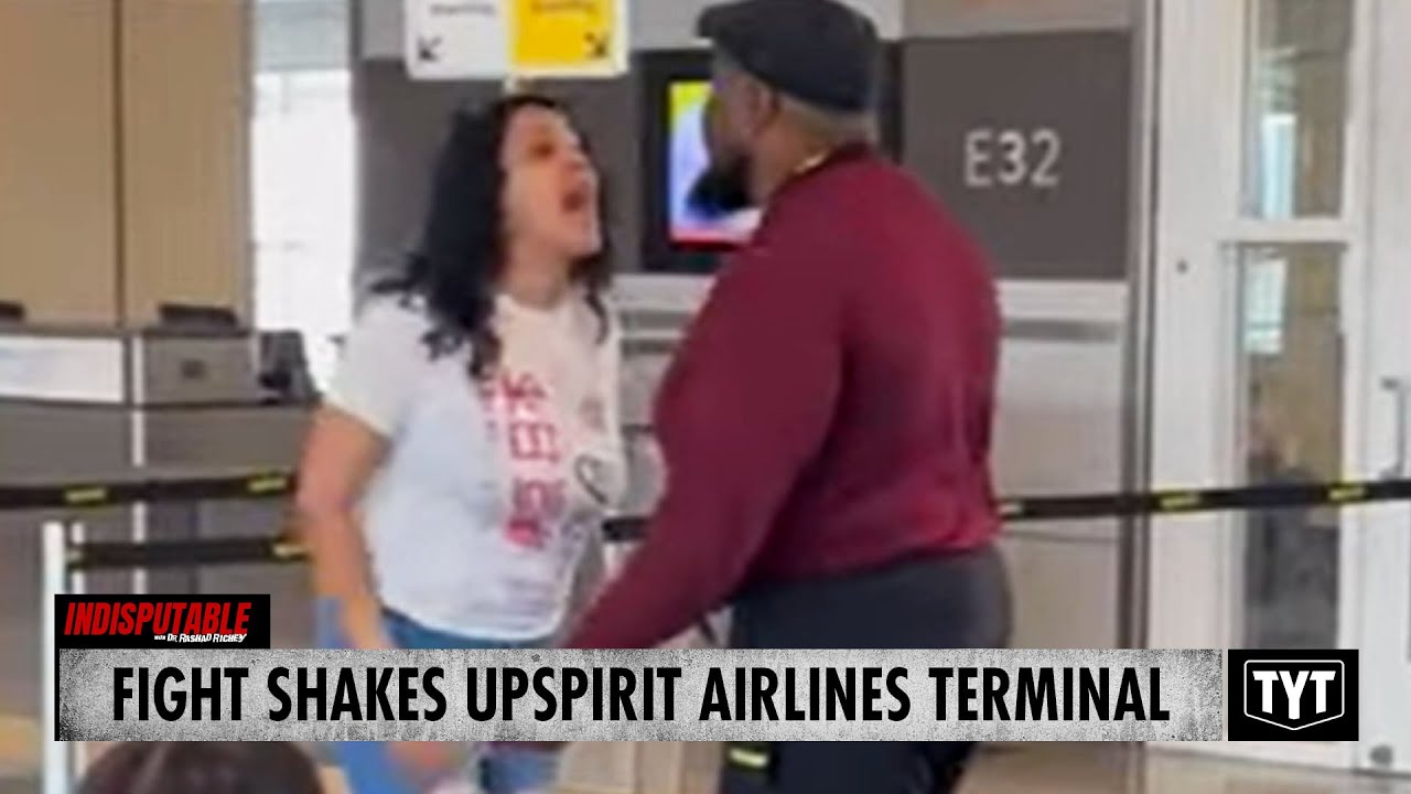Crazy Fight Shakes Up DFW Spirit Airlines Terminal - YouTube