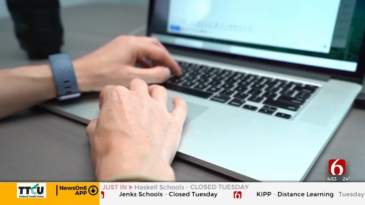 Money Monday: Different Ways To File Taxes - YouTube