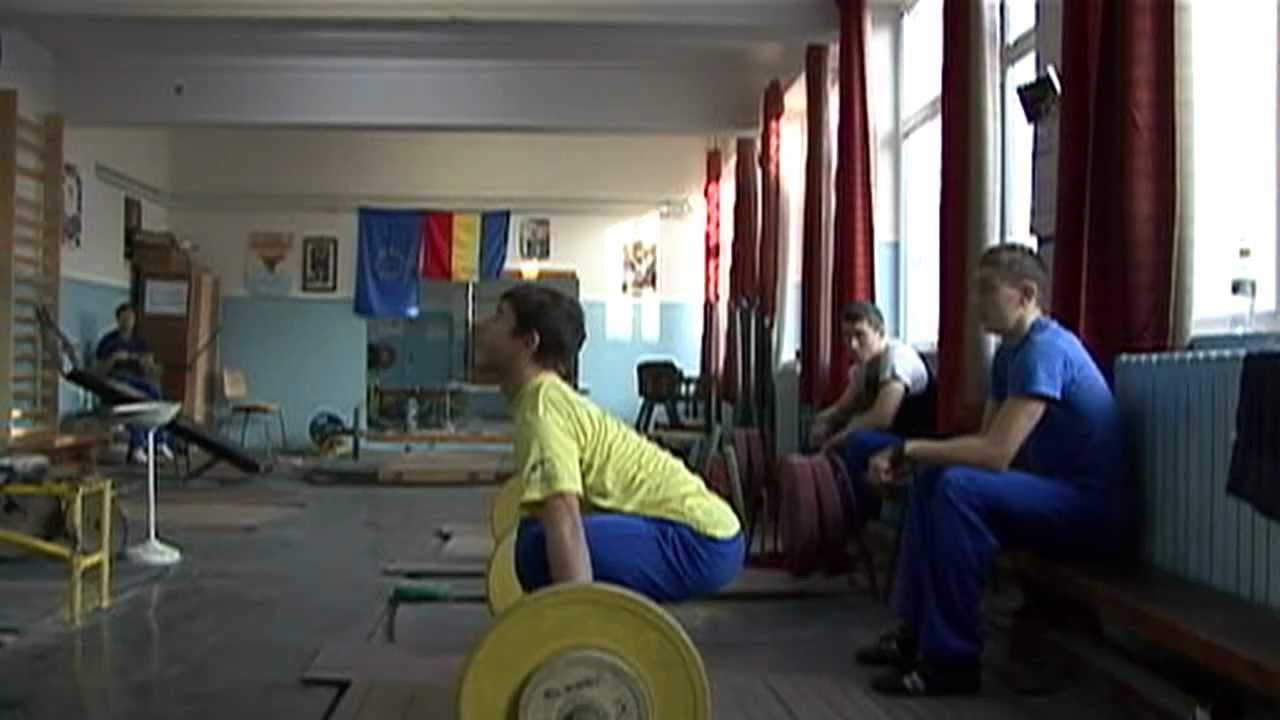 Mihai Florin (Chinezu) slo-mo - YouTube
