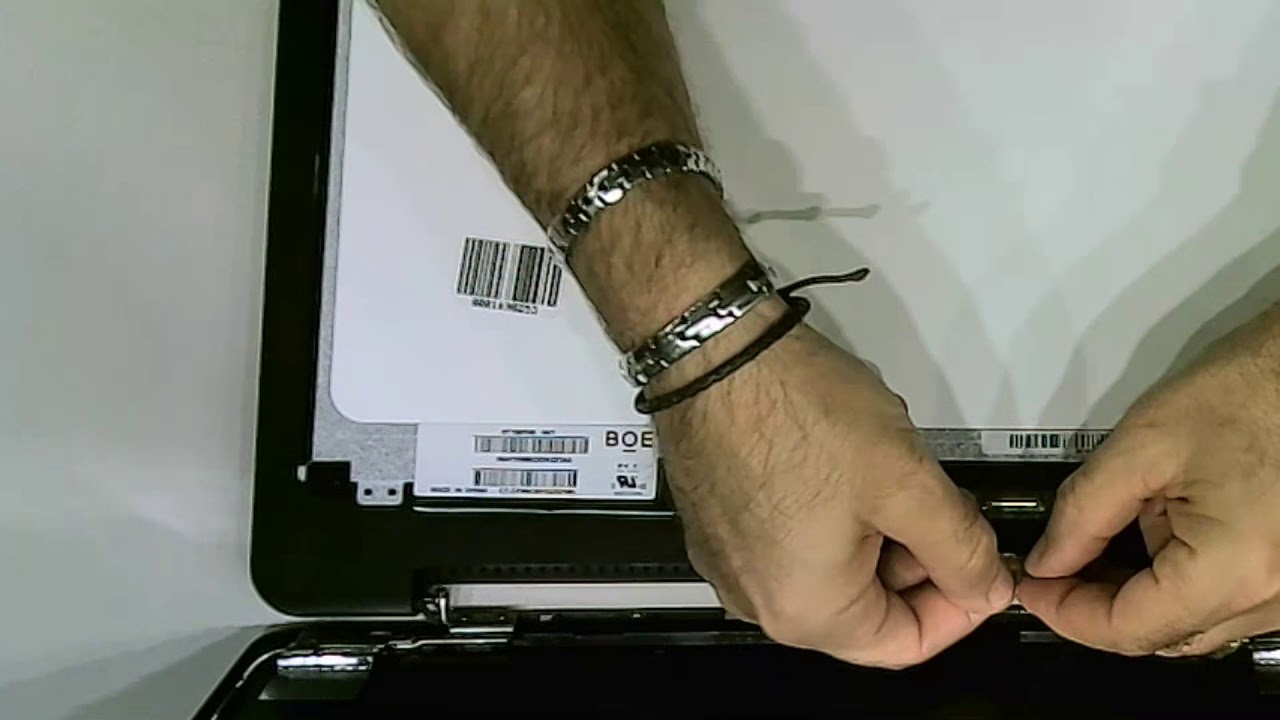 How to replace laptop screen - Asus Notebook F555B - valid for every ...
