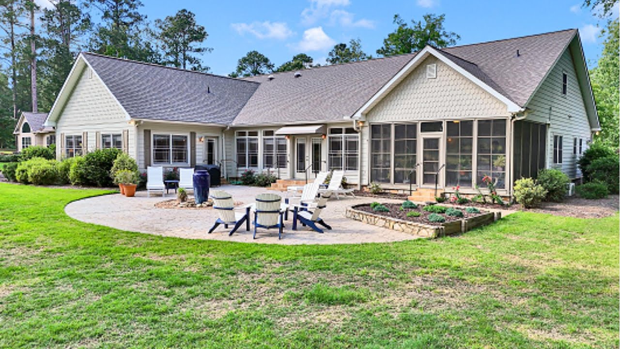 106 Stagecoach Court - YouTube
