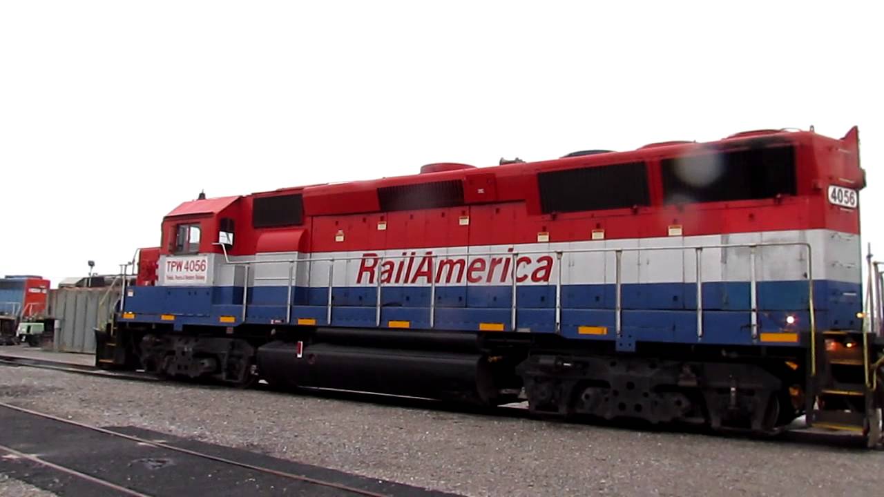 RailAmerica GP40X Startup - YouTube