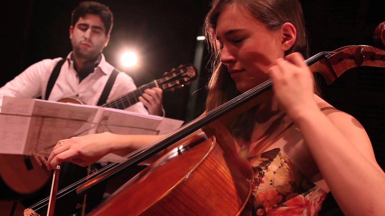 Nadège Rochat & Rafael Aguirre - Polo (Manuel de Falla) - YouTube