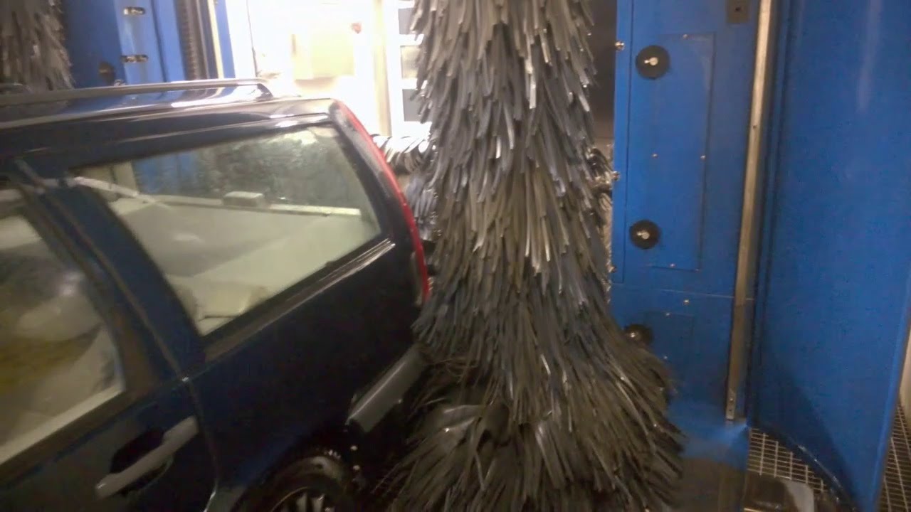 Car Wash Major Fail (with surprise) - YouTube