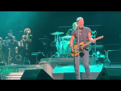 Bruce Springsteen Born In The USA 11th April UBS Arena Belmont Park New ...