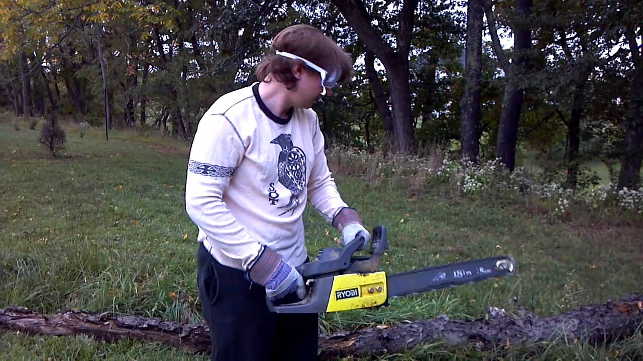 "How to use a chainsaw" 9-29-12 - YouTube