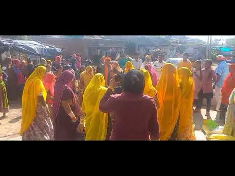 Tanda Ladani at Gujrat-Rajasthan border Bhikwara Banjara folk songs ...