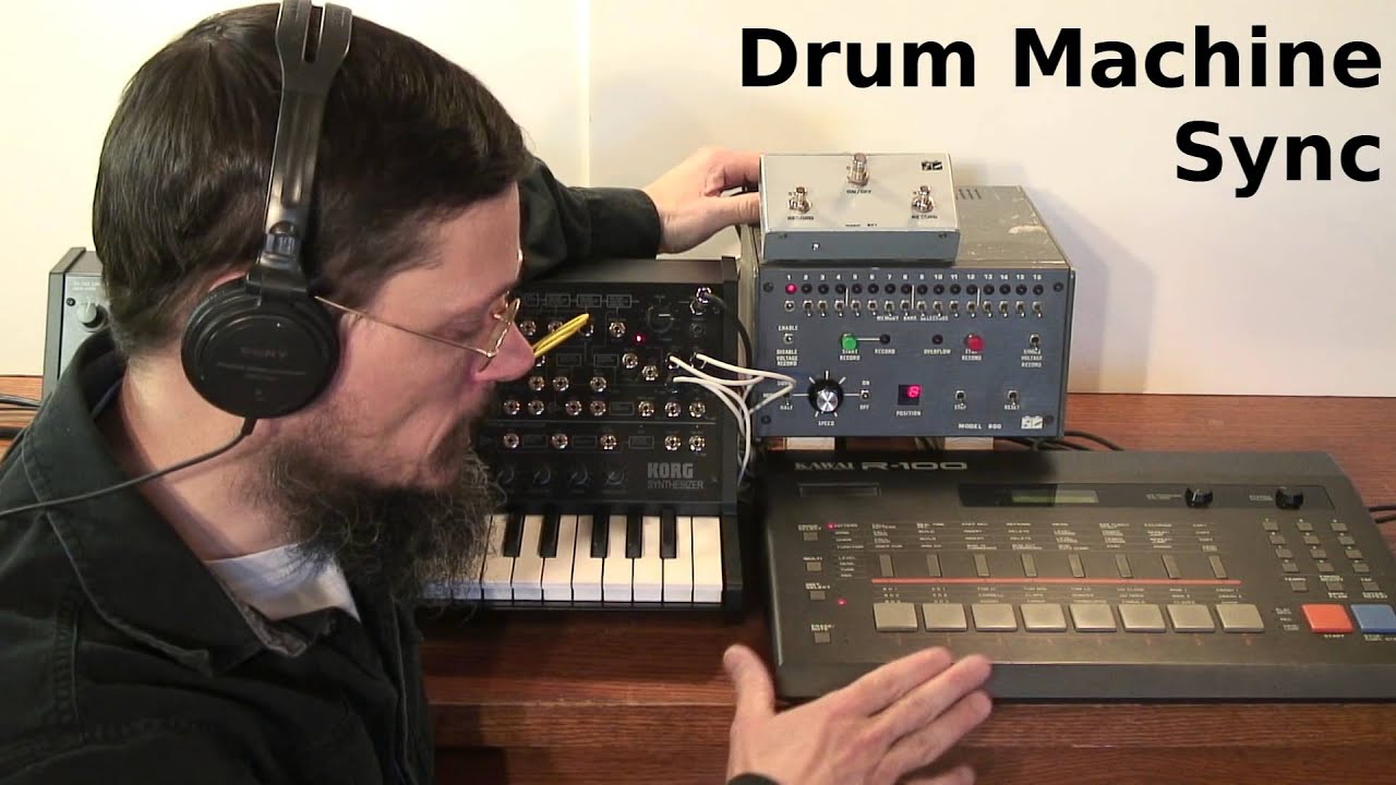 Syncronizing The Sequential Circuits Model 800 Sequencer - YouTube