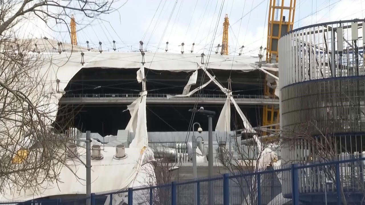 Storm Eunice: London's O2 Arena roof shredded by the wind | AFP - YouTube