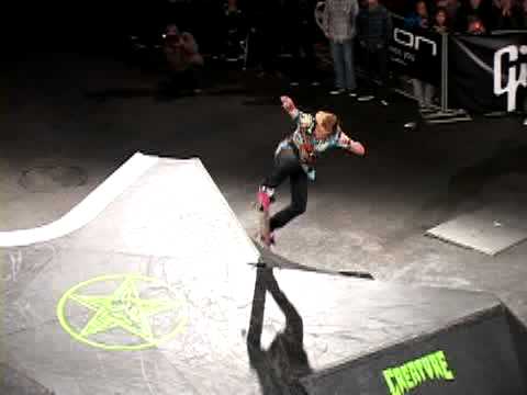 Jake Duncombe huge ollie - YouTube