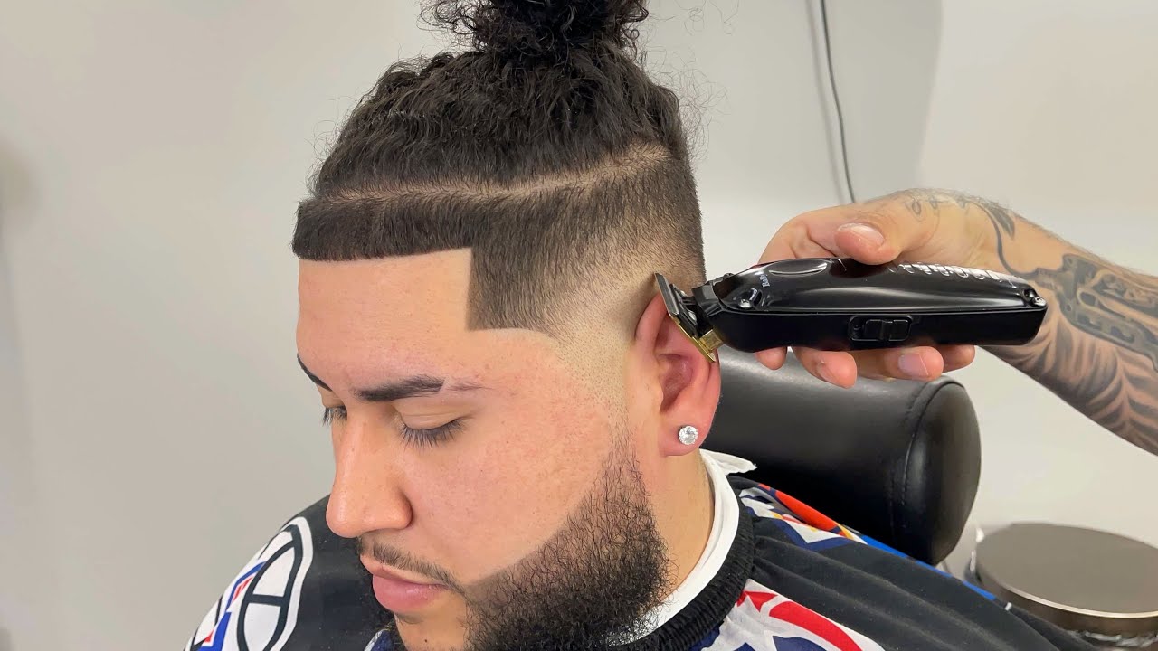 FLAWLESS FADE HAIRCUT TUTORIAL - YouTube