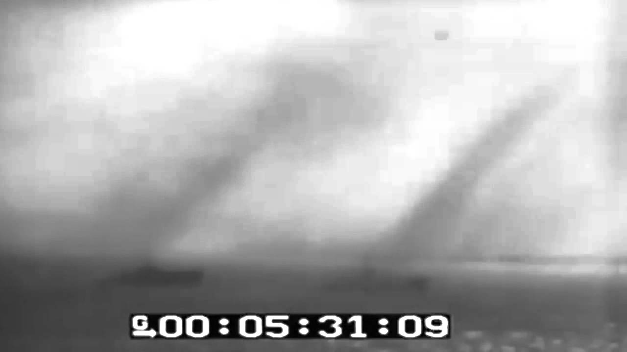 Bombardment Of Okinawa; LCI(R)s Launch Rockets, 04/01/1945 (full) - YouTube