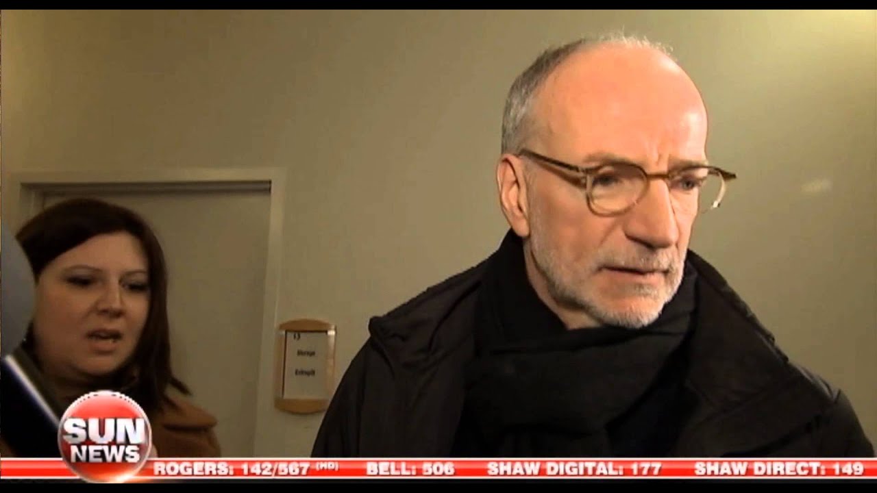 Brian Lilley confronts Hubert Lacroix - YouTube