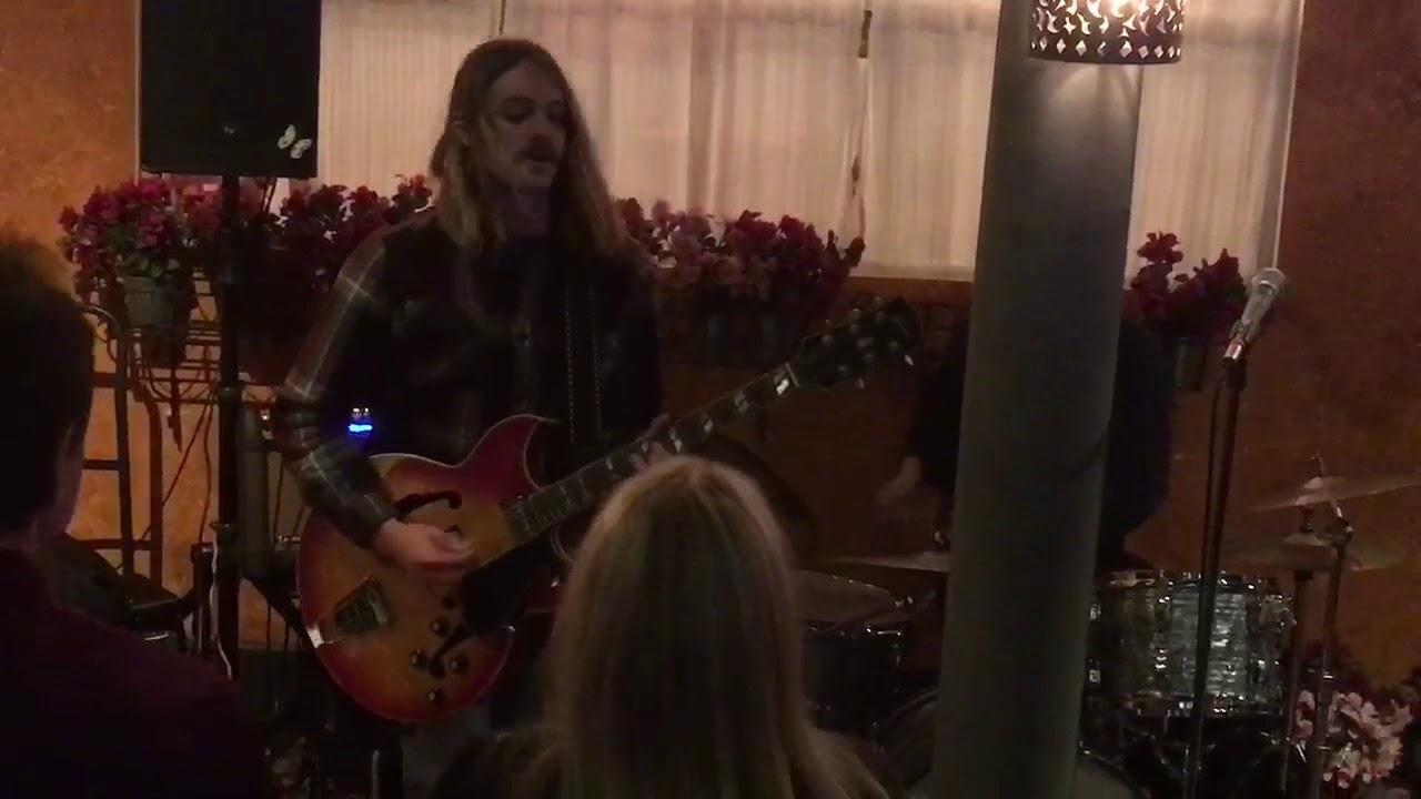 Mercedes Moore with Reagan Williams and Taryn Donath - YouTube