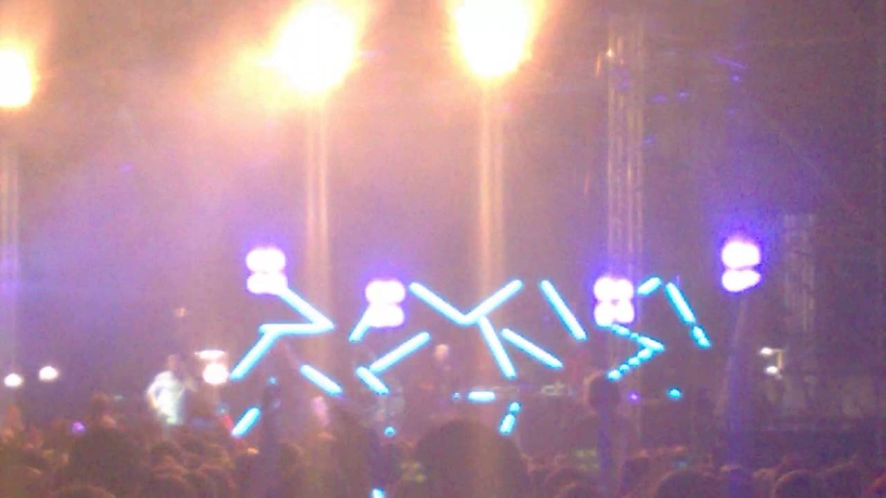 Wellhello-HallotPénz koncert/2016.07.23 Győr Tibi és Gigi - YouTube