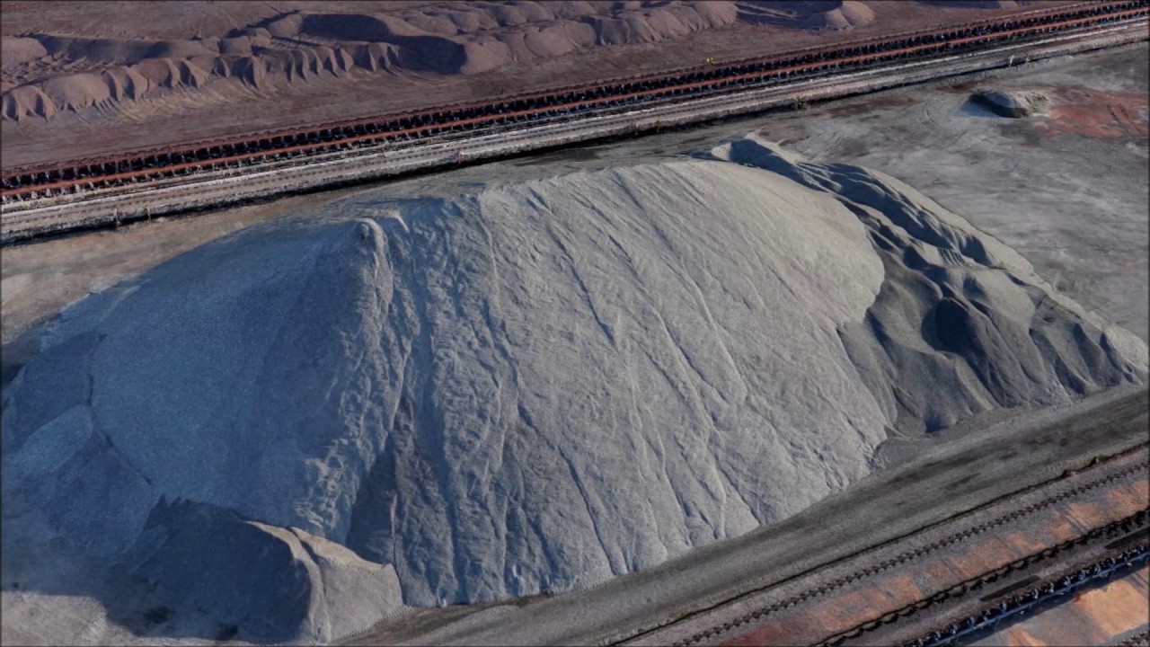 3D Vizualisation of a Stock Pile Area - YouTube