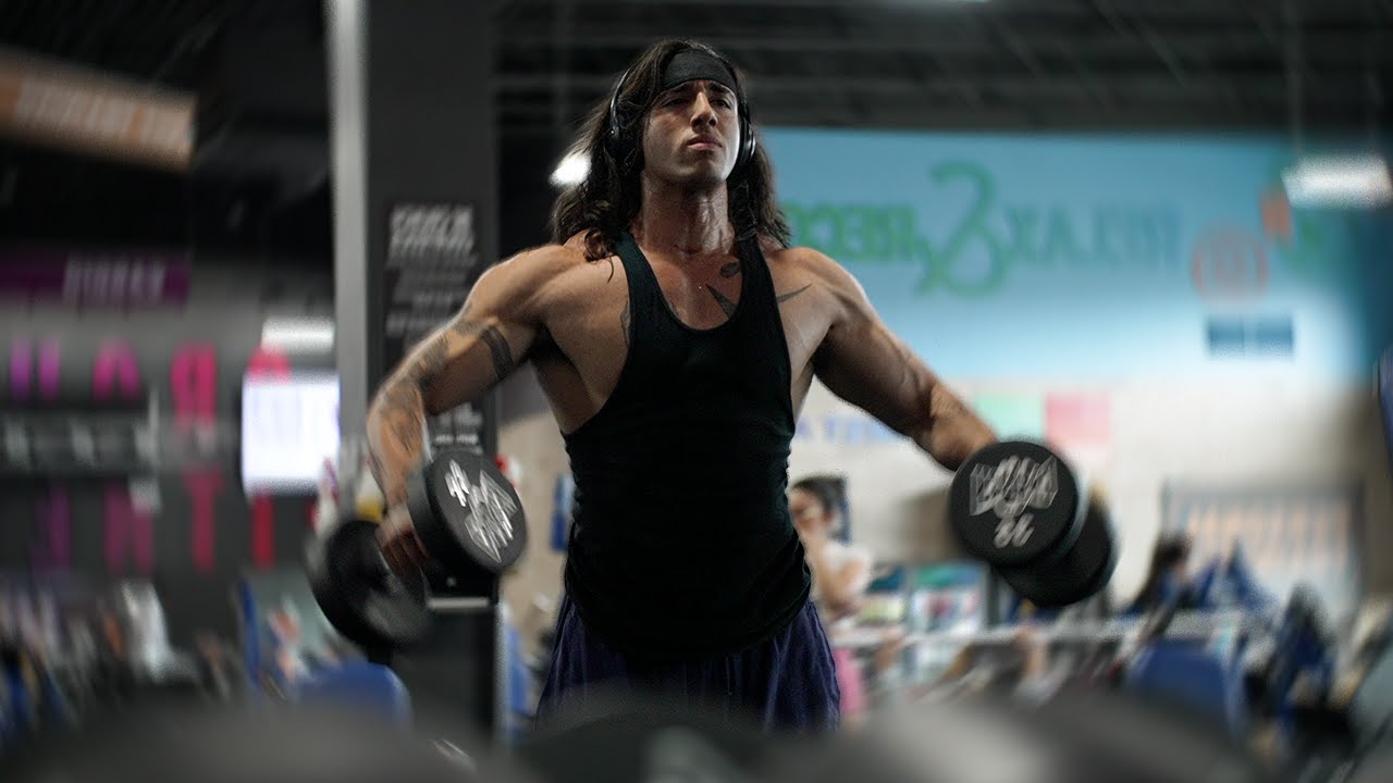 GETTING BIG AT CRUNCH - YouTube