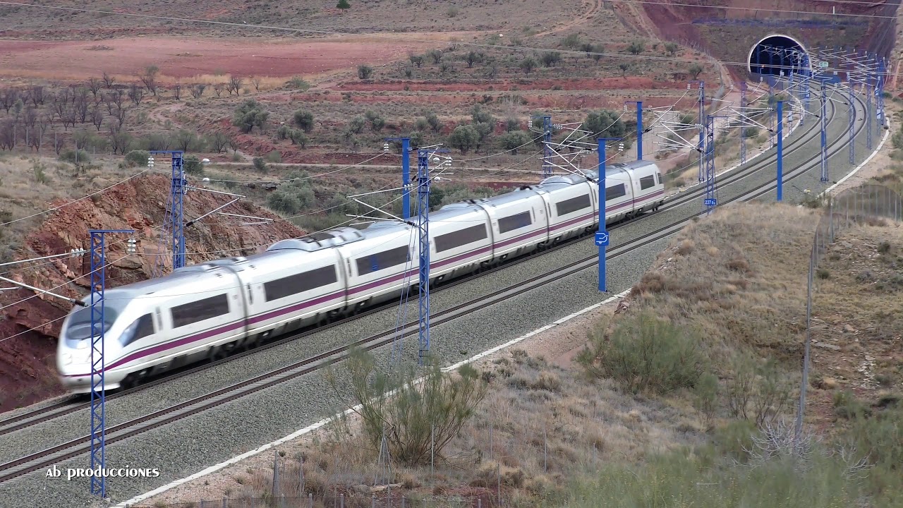 TRAINSPOTTING (VOL. 1314) AVE Serie: 103 de renfe (UHD 4K). - YouTube