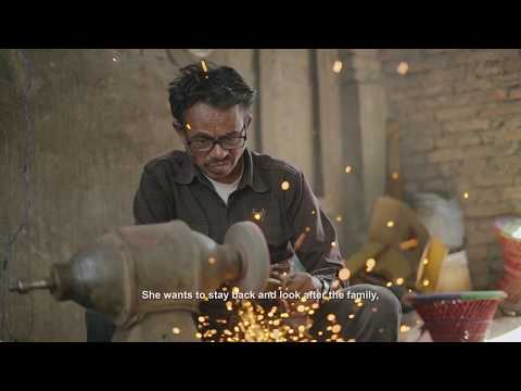 How the Gurkha's Iconic Curved Blade, the Khukuri is carved