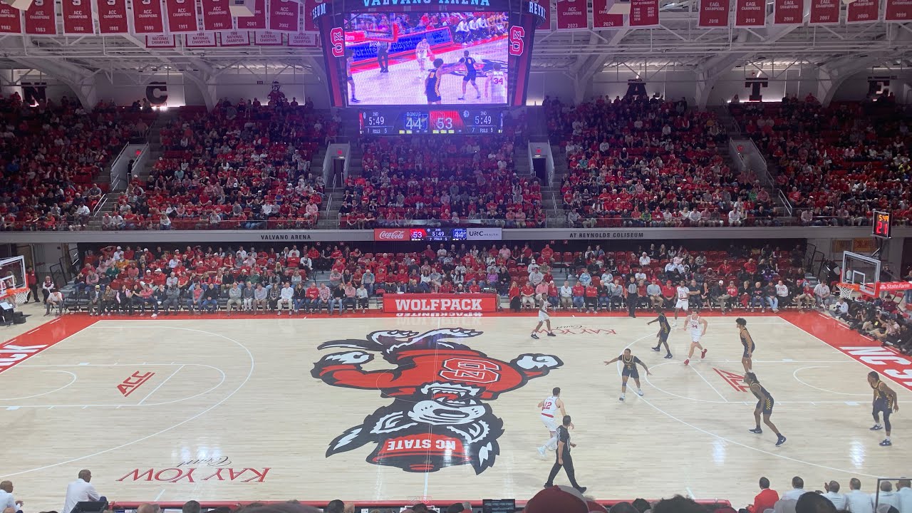 Reynolds Coliseum: NC State basketball vlog - YouTube