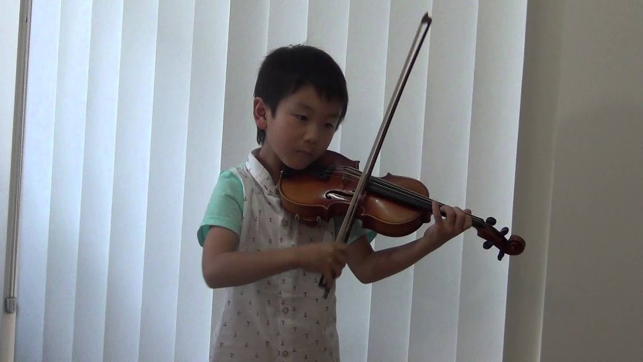 Paganini: Sonata in A Major - Christian Li (Aged 7) - YouTube
