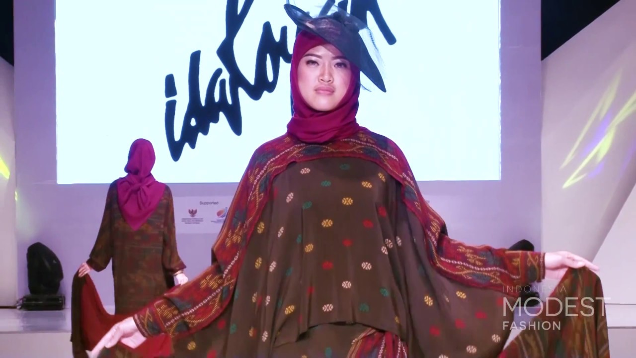 Ida Royani - Indonesia Modest Fashion Week 2017 - YouTube