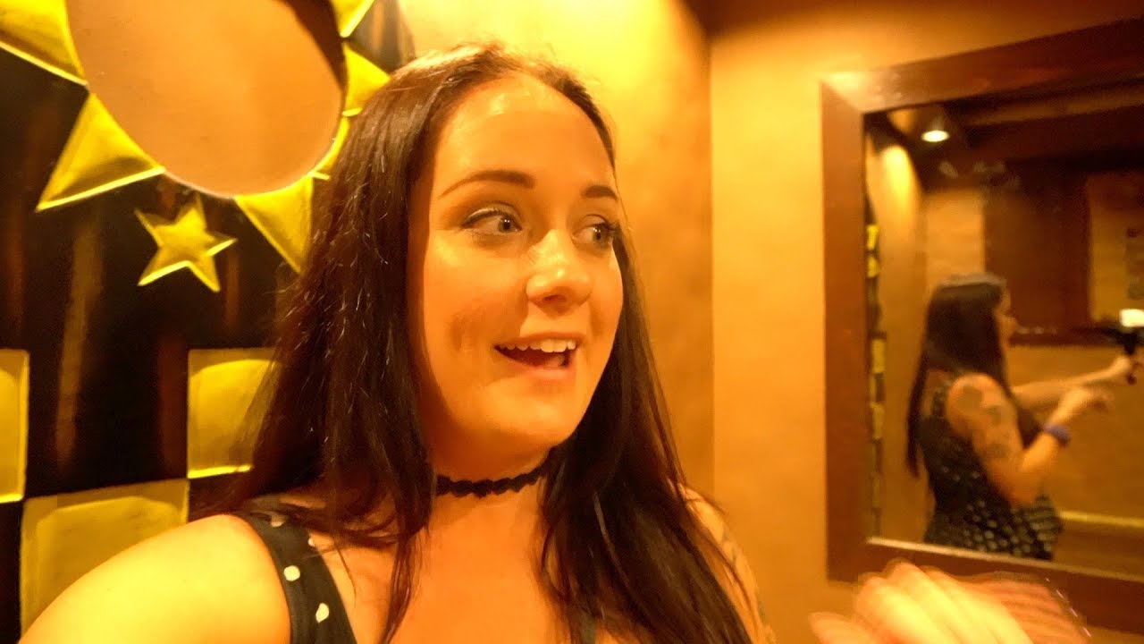 DINING AT ANIMAL KINGDOM LODGE - JIKO & NIGHT VISION SAFARI! - YouTube