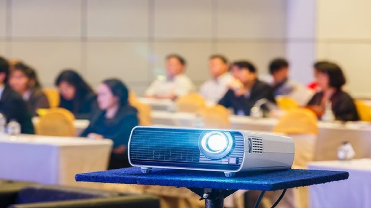 5 Best 4K Classroom Projectors You Must Buy 2023 - YouTube