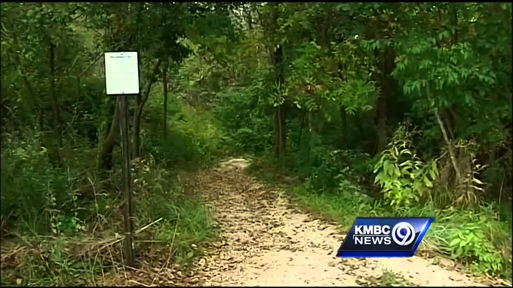 KCPD honors heroes at awards ceremony - YouTube