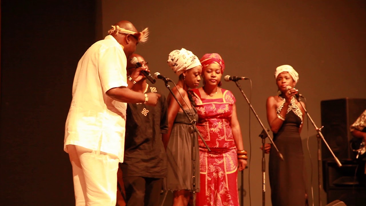 Moses Sakala- Makewane Acapella ft Angela & Mable (Live) - YouTube