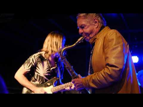 Hans Dulfer Total Response 2022 @TheJazzfestivaldelft - YouTube