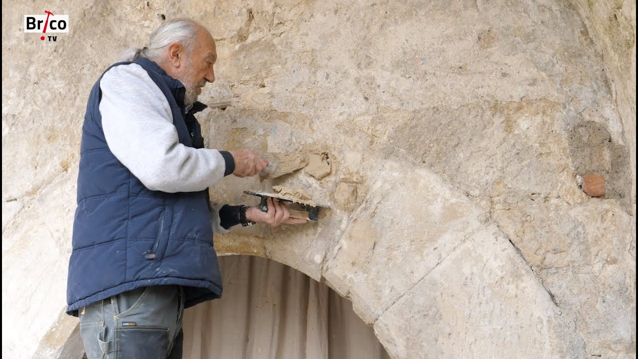 Réparer les pierres de taille - Tuto bricolage avec Robert - YouTube