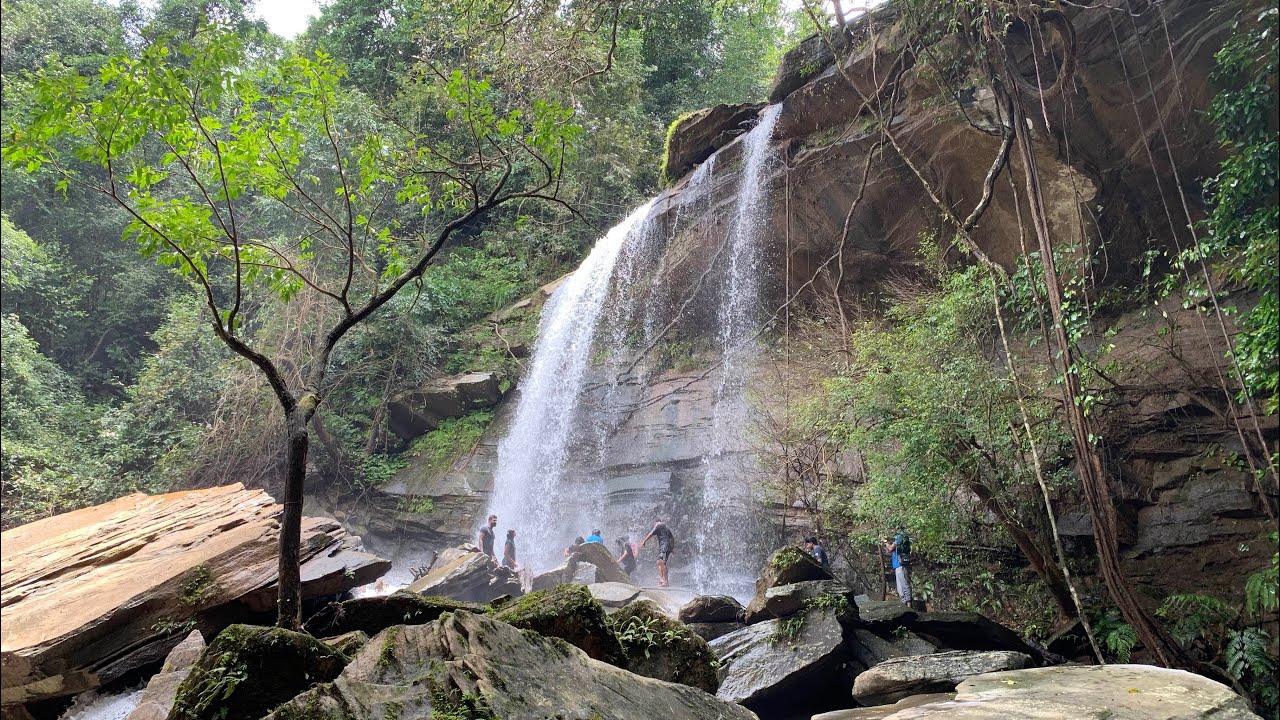 Onake abbi falls agumbe,Karnataka - YouTube