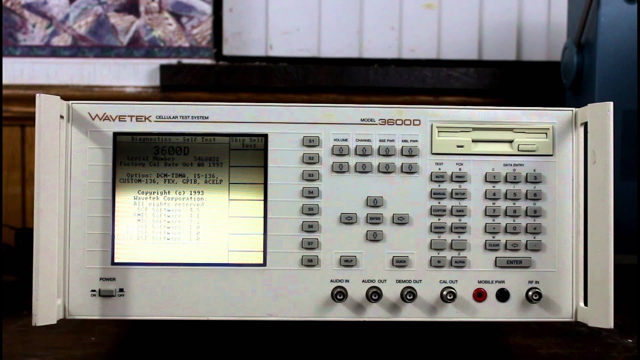 Wavetek 3600D Cellular Test System - YouTube
