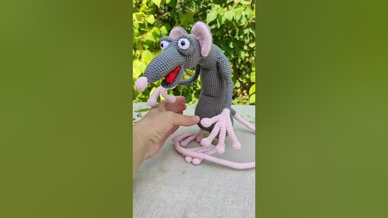 Вязаная каркасная игрушка Крыса. Обзор вязаной игрушки. - YouTube