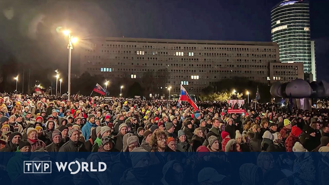 Slovakia Protests | TVP World News - YouTube