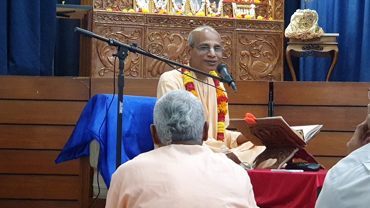 HH Haladhar Swami Maharaj. Prayers of Vritrasura. Day 1. Part 1 - YouTube