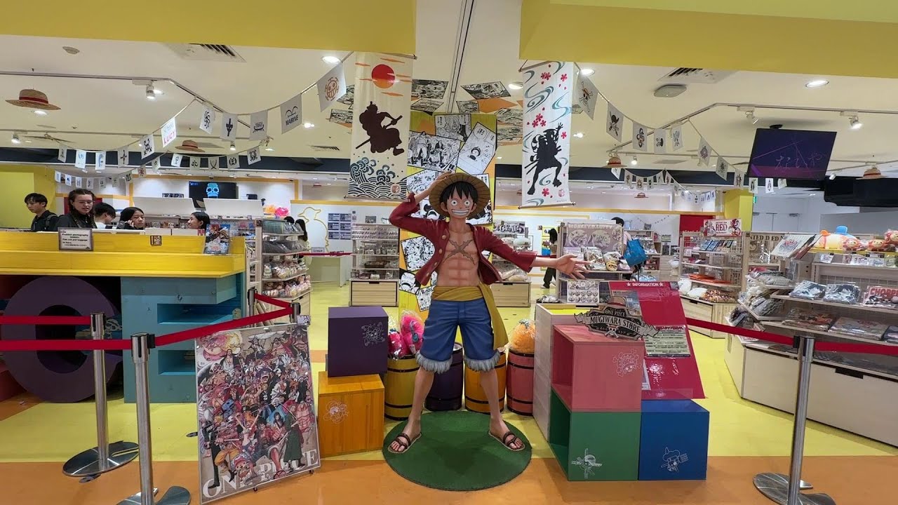 One Piece, Mugiwara Store, Daimaru Umeda, Osaka - YouTube