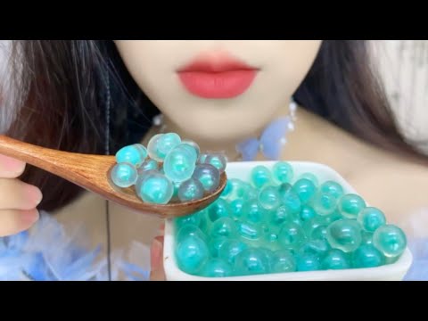 ASMR Eating Blue and Green Explosive Beads 💥🔵💚 (Pop, Burst, Fizz Sounds ...