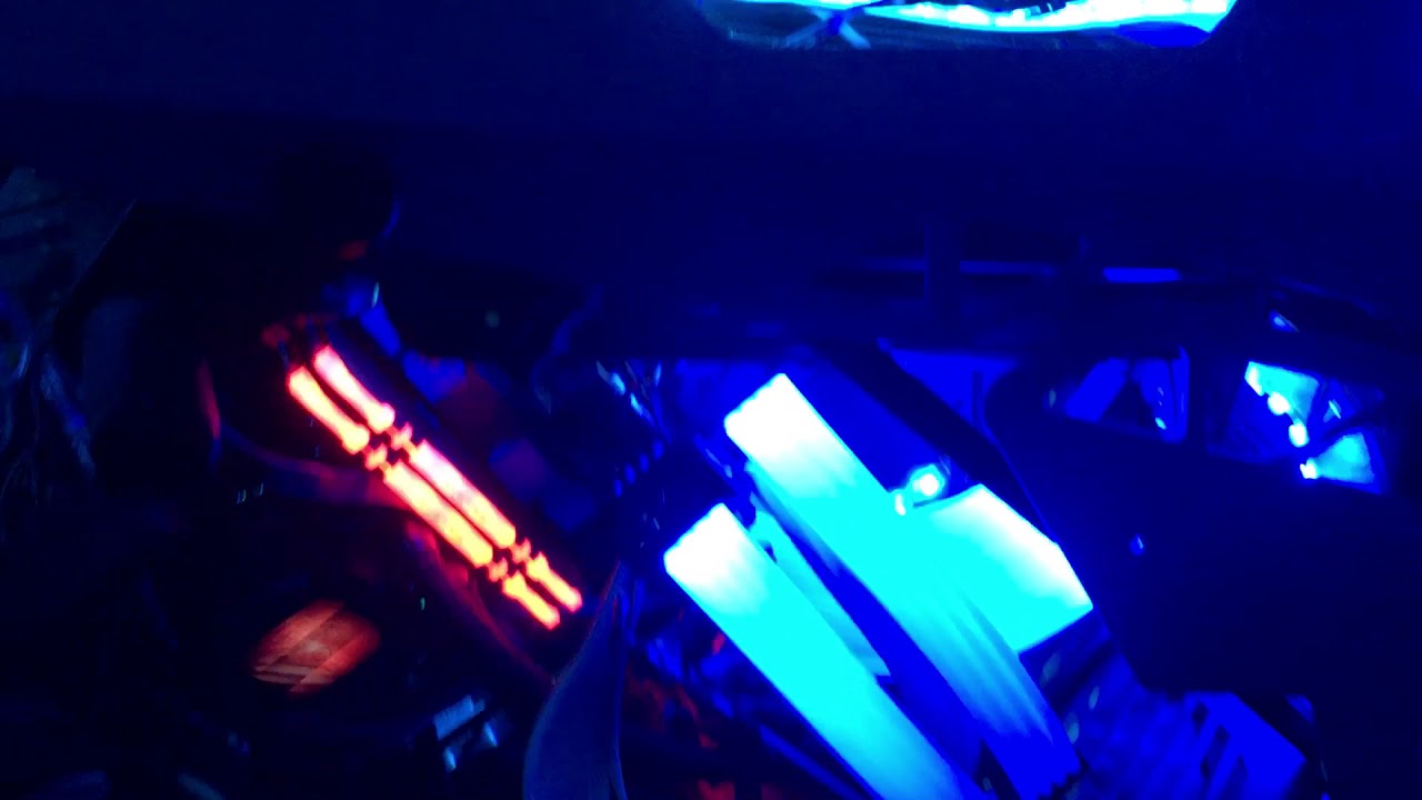 ASUS ROG x Hatsune Miku open air PC build - YouTube