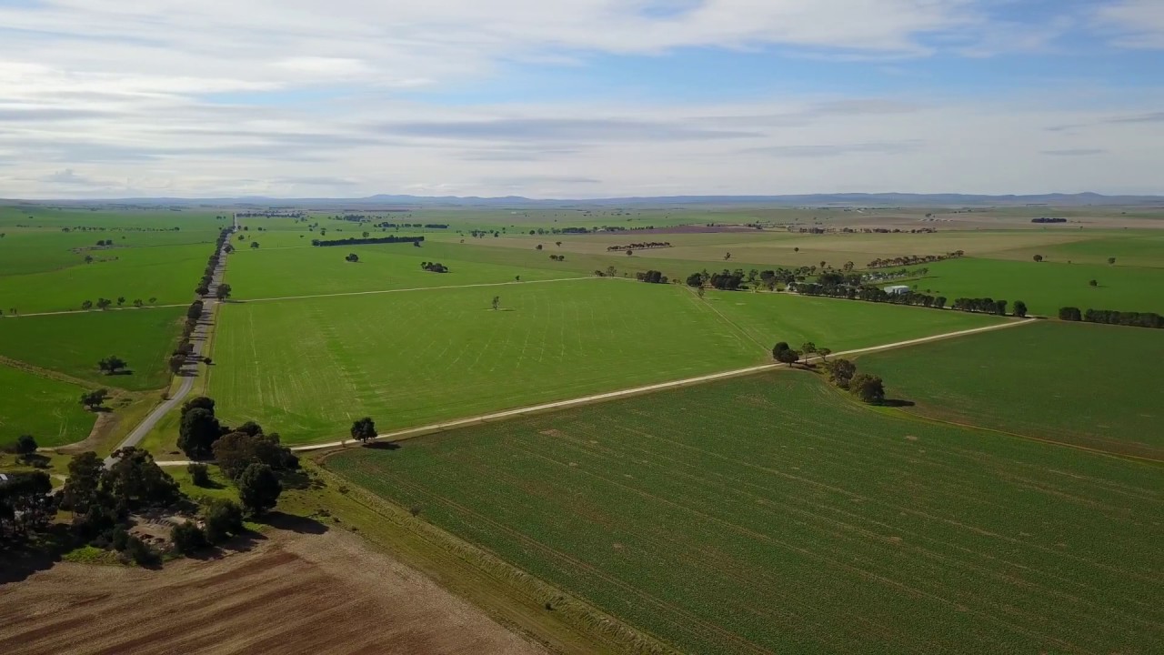 Laura, South Australia - YouTube