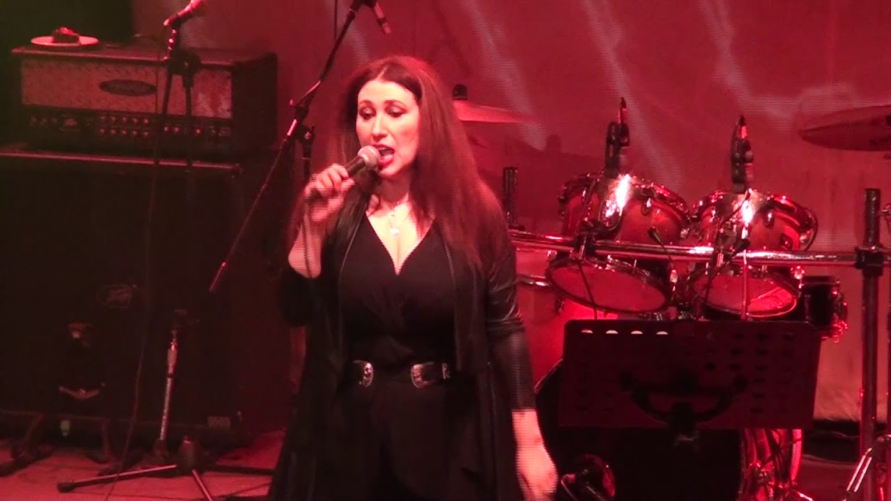 ΜΑΝΤΩ ΑΥΤΟ ΤΟ ΚΑΛΟΚΑΙΡΙ live at kyttaro - YouTube