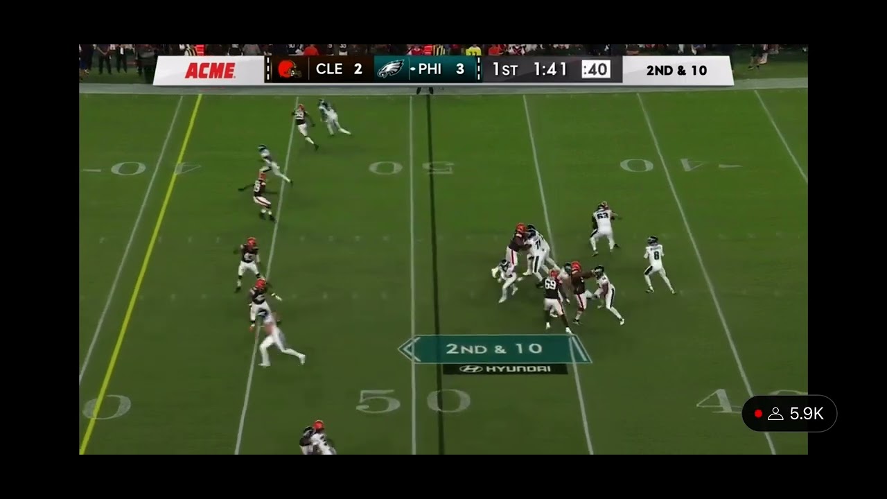 Marcus Mariota overthrows a pass for another interception 🤦‍♂️ vs ...